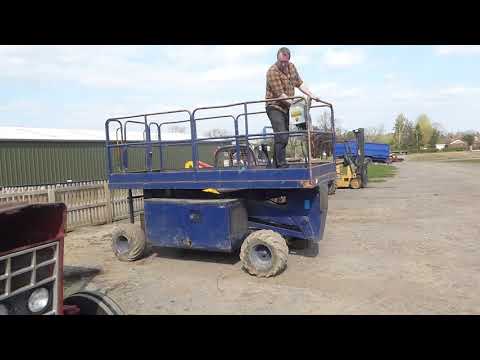 Kridon upright SL26 Scissor lift platform, 3 cylinder Kubota engine ...