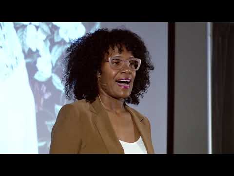 Side by Side: How Disparate Images Can Bring Families Together | Mariana Sheppard | TEDxULM