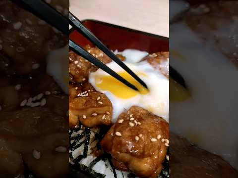 TERIYAKI CHICKEN JYU 🍱 #randomartworKER #short #trending #foodvlog #teriyakichicken #yayoi #egg