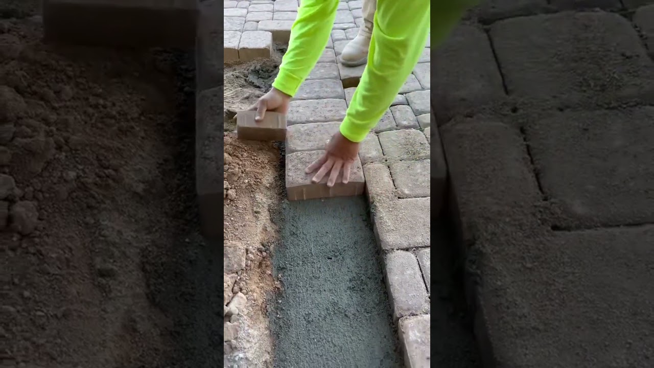 Laying pavers #pavers #contractor #constructiontips