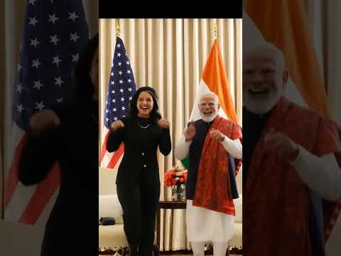 Modi ji funny dance video #viralvideo #ekmotahathighumechala #funny