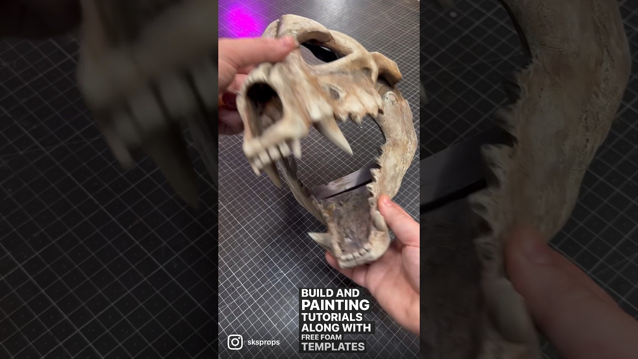 Topeng Tengkorak Anjing dengan Rahang yang Dapat Digerakkan WIP #cosplay #skullmask #celana pende...