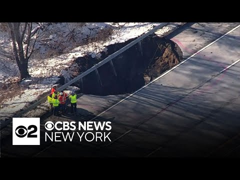 Large sinkhole shuts down I-80 eastbound in Wharton, N.J.