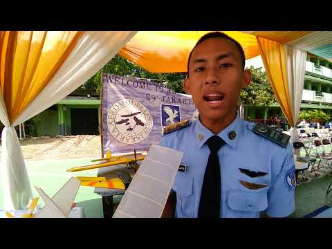 Ekskul Aeromodelling di Open House & Launching Techno Park SMKN 29 ...