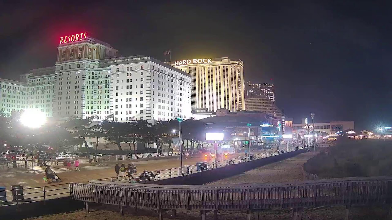 Steel Pier Observation Wheel - Live Webcam | GeoWebcams