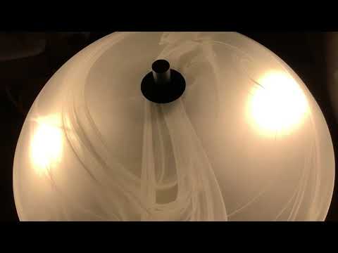 ART DECO MINIMALIST APPEAL WITH HAMUCD TABLE LAMPS