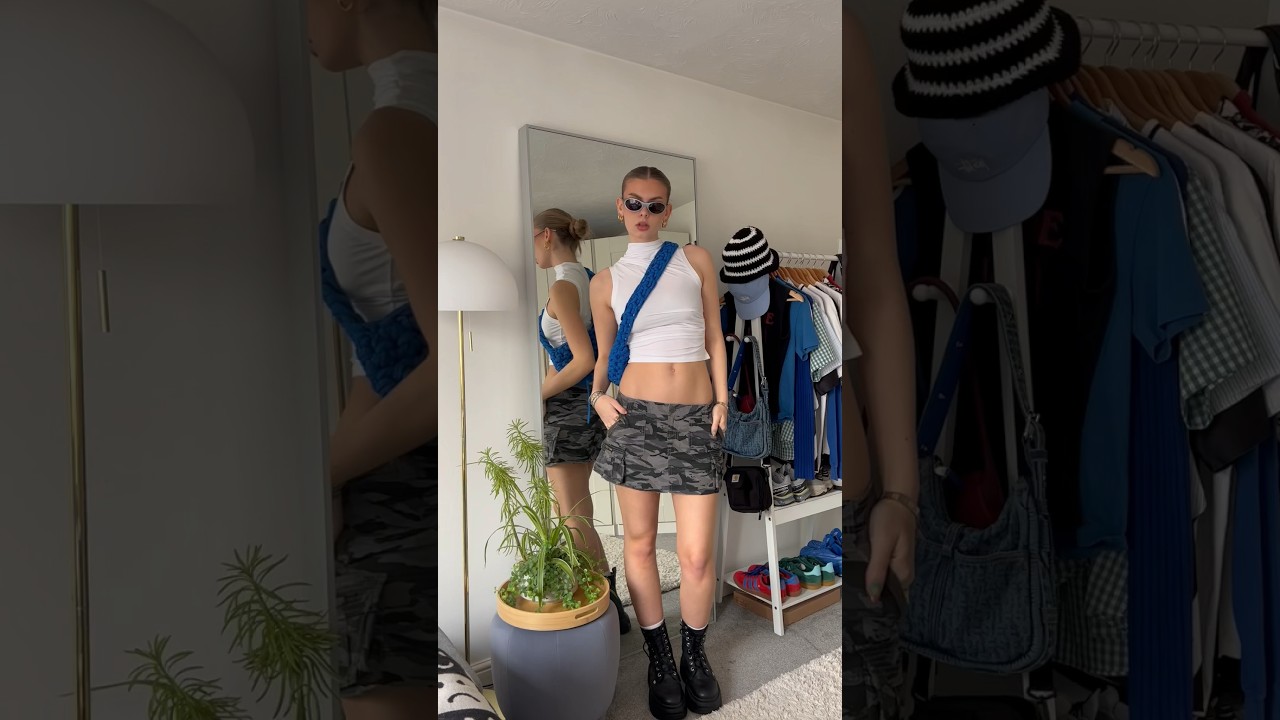 Less is more 👽 Utility Parachute Skirts @mia.dson #superdry #cargoskirt #fashion #90svibe