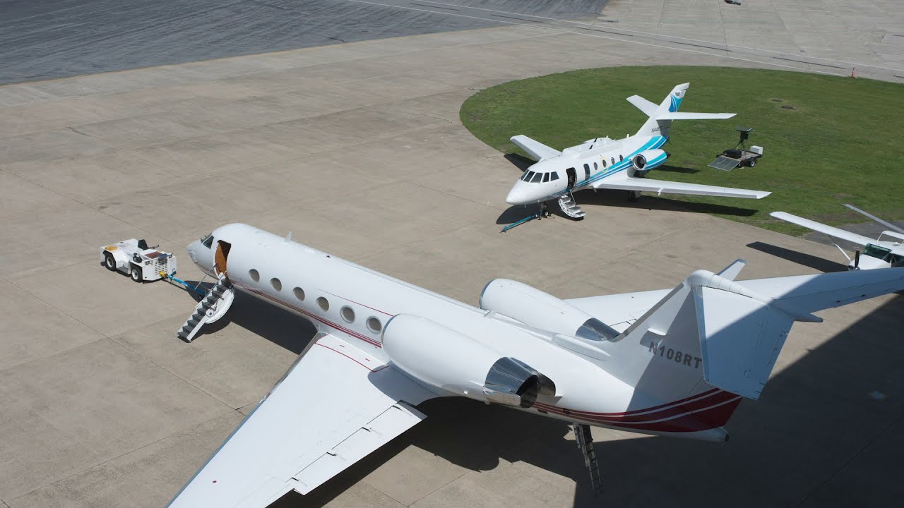 Flight Facility Tour