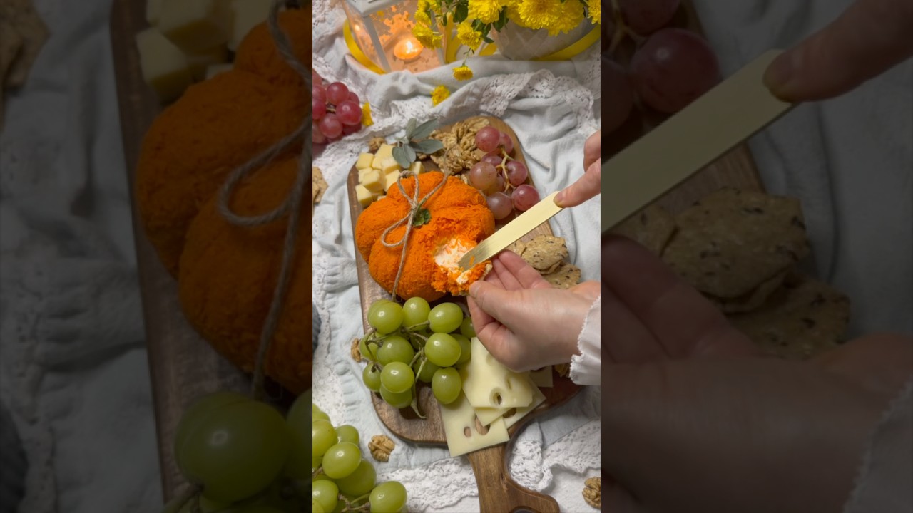 The Perfect Fall Themed Cheese Board. Full Video Is Down Below 👇
