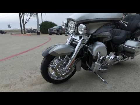 2017 HARLEY-DAVIDSON FLHTKSE CVO ULTRA LIMITED