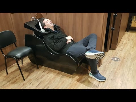 The most wired Lounge at El Dorado Airport in Bogota!!