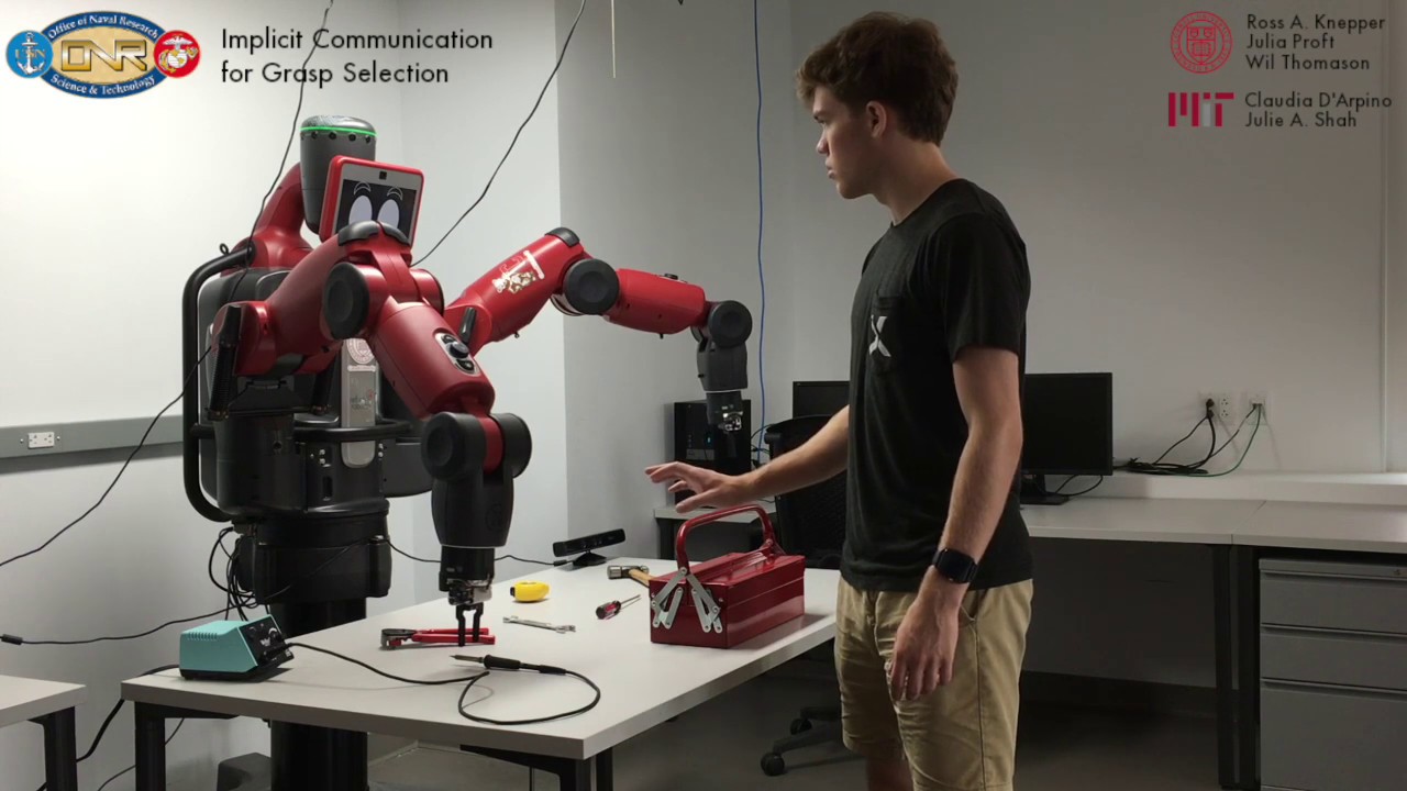 Implicit Communication for Grasp Selection