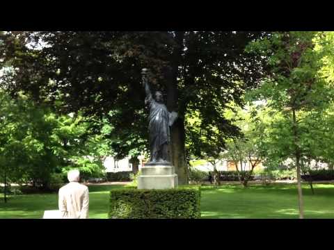 Statue of Liberty in the Luxembourg Gardens:Short