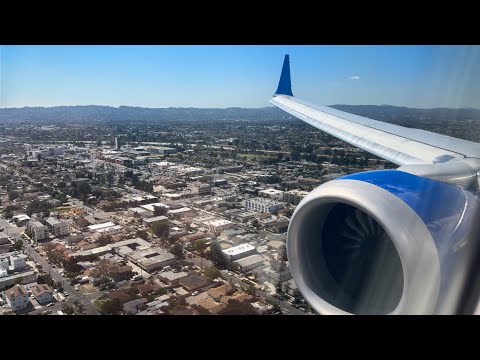 United Airlines Boeing 737 MAX 8 landing Hollywood Burbank Airport