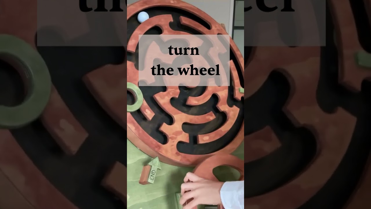 Let's play Spinning Maze!