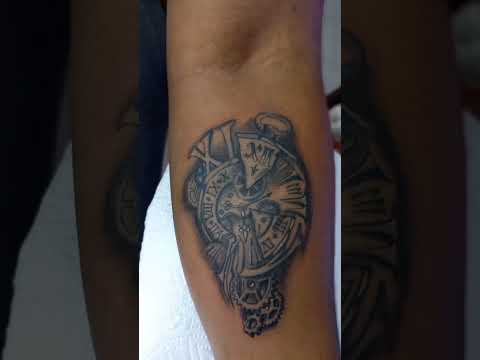 Clock Tattoo Design