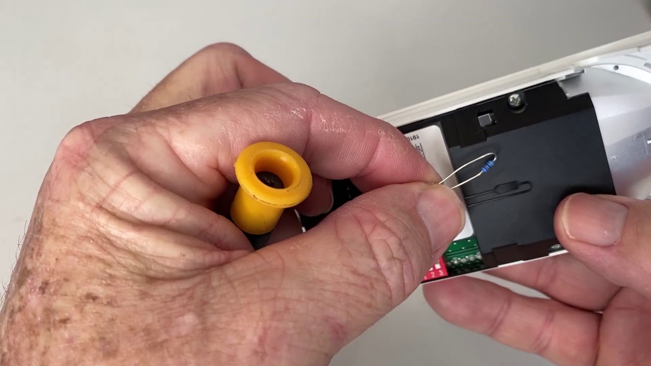 Vanderbilt PDM-i12 PIR Installation Guide