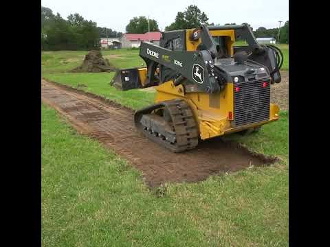 Digging a Drainage Ditch with a Skid Steer #johndeere #skidsteer #farmlife