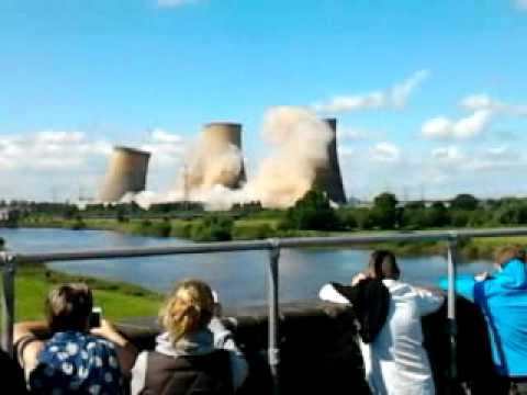 High Marnham power station in Nottinghamshire demolished by E.ON ...