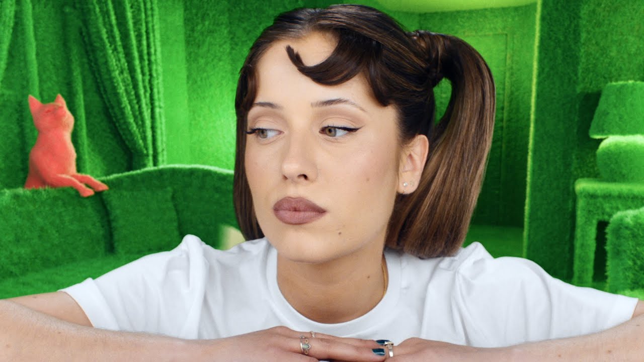 Lâche-Moi La Main by Iliona from France | Popnable