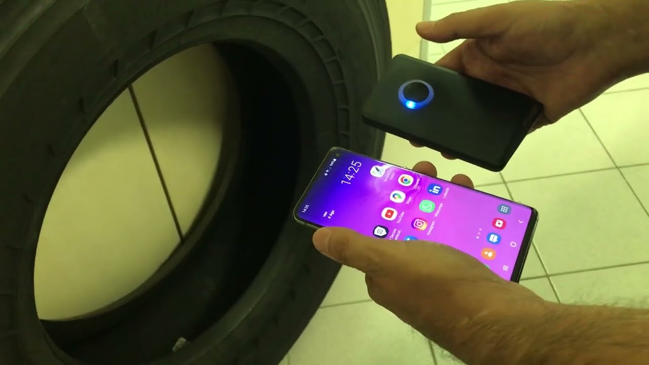 UHF Scanner RE40 reader for RFID UHF tags - Tire On Cloud web application demo