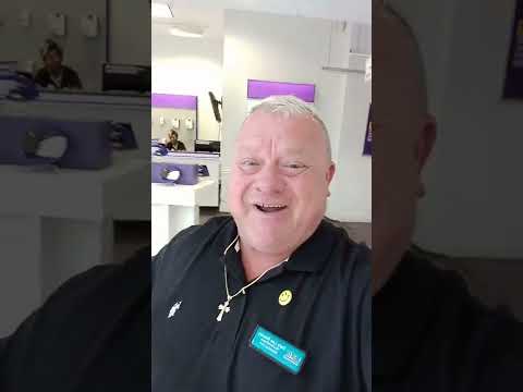 Guess What Time It Is!? It's Metro PCS Commercial Time @ The Orange Park Mall.