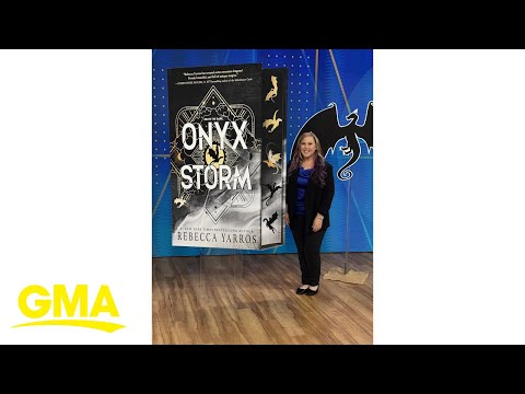 Rebecca Yarros breaks down 'Onyx Storm' book cover