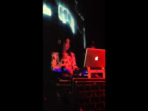 "Eiffel 65 Blu - Blood Rush" By Dj J.I.B W/ Mc P Hot Pond