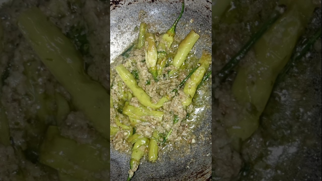 KHANDESH SPECIAL MIRCHI CHI BHAJI #shortsfeed #mirchi #recipe #food #cooking