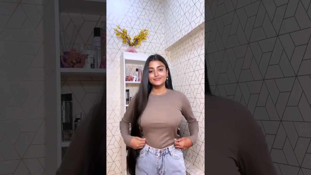 Hot Indian Babe with Big ass , Big butt , Big thighs & big boobs , Breastfeeding Video