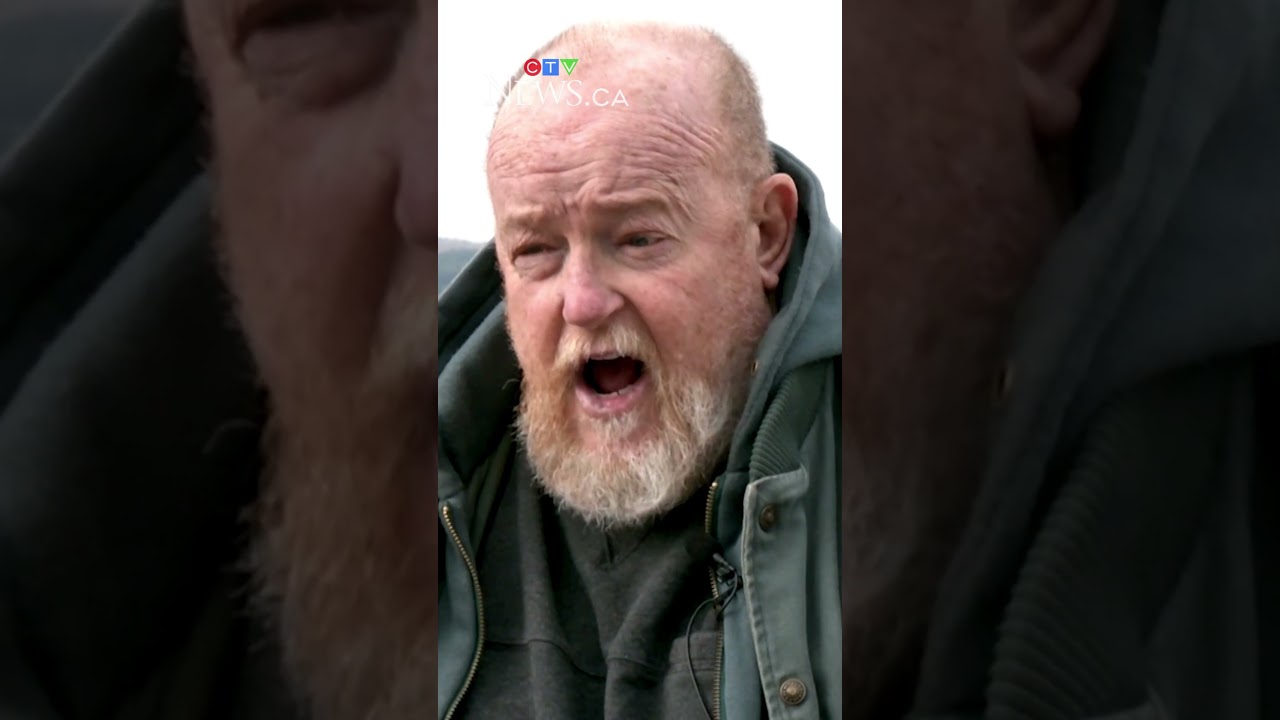 How a man who says he's American finds himself stranded in Canada