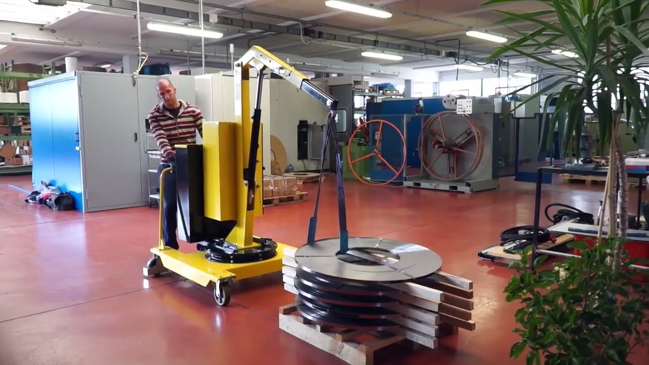 Lifting and handling solutions for metal panels and coils - cranes 01B2 and 01B5 by Flex Lifting