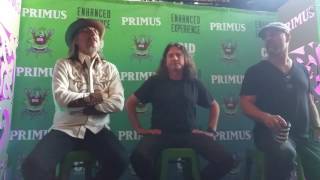 The Story of Les Claypool's Carl Thompson Piccolo Bass | Ultimate Guitar