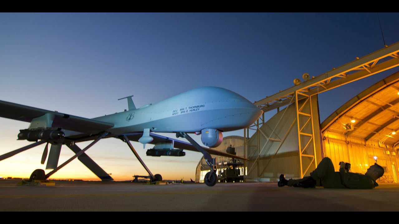 UNDER THE HOOD:PREDATOR UAV(HD)