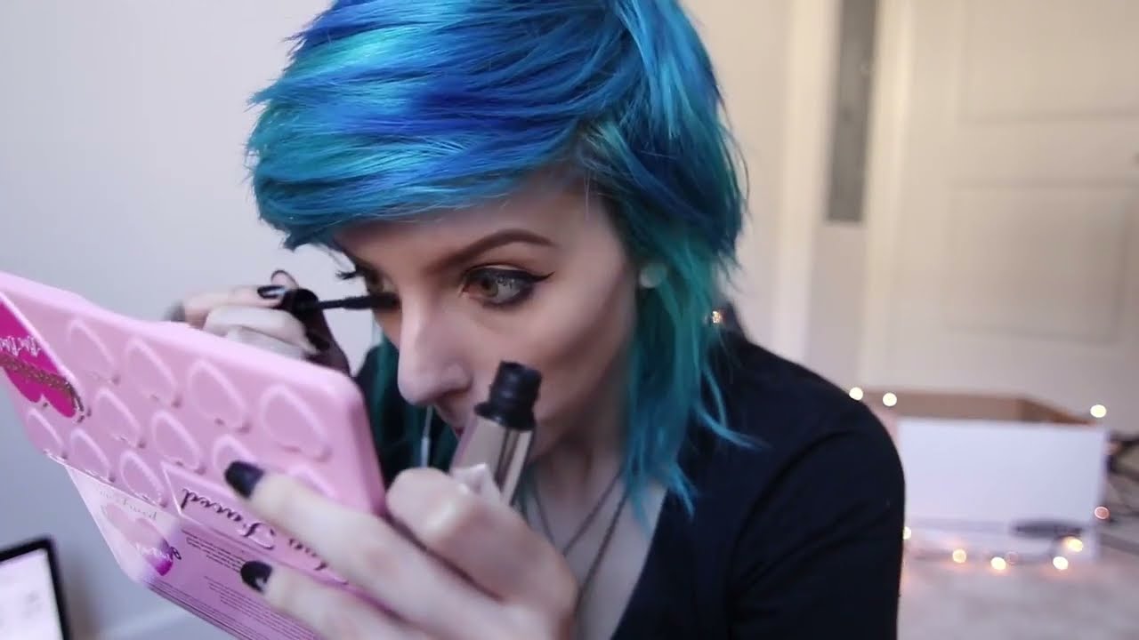 Alex Dorame: Get Ready With Me (Blue Hair Edition) (Re-upload)