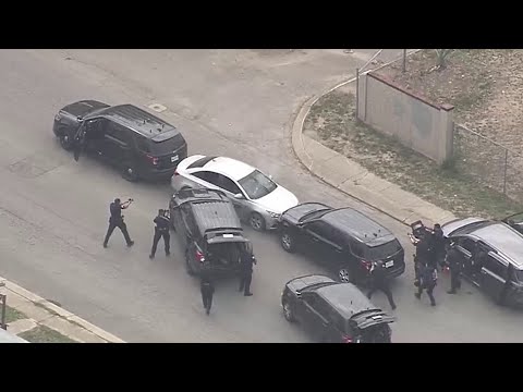 Shots fired into car during police standoff on Southeast Side - KTSA