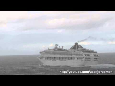 Cruise Ship OCEANA departs A Coruña. November 2, 2012