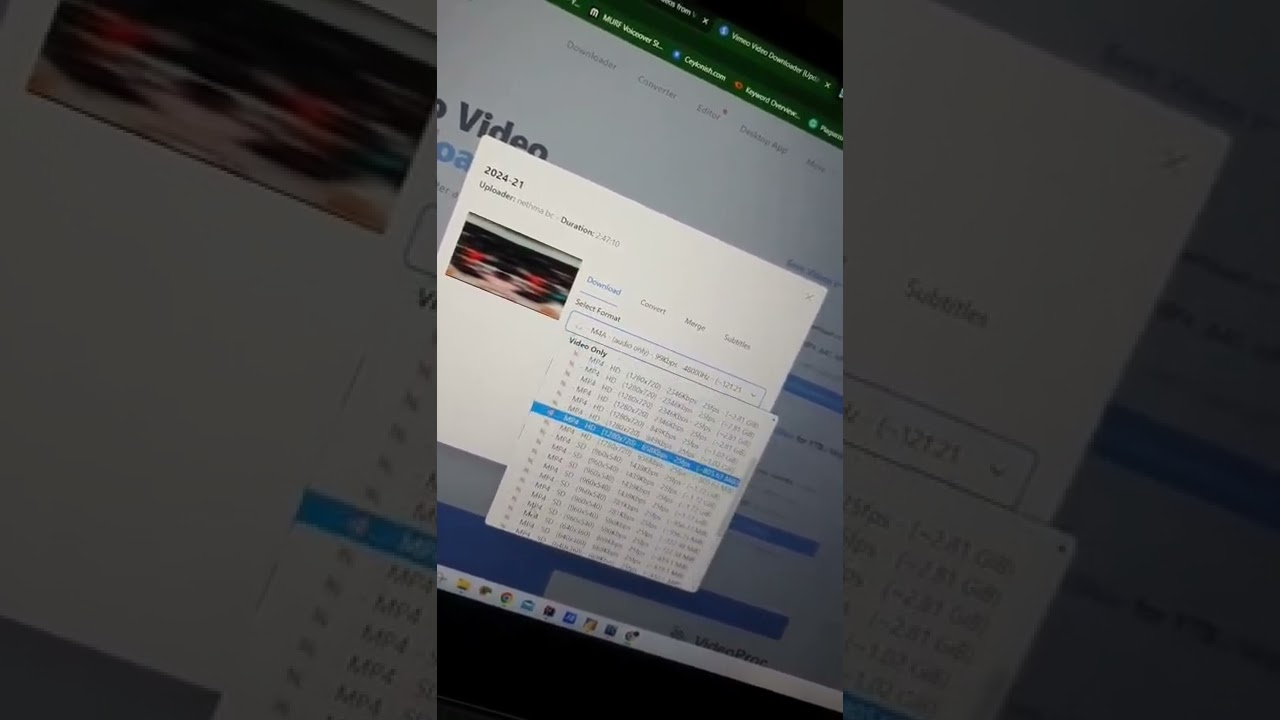Download Vimeo videos from online tools