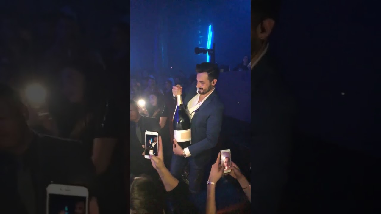 Big Champagne Bottle Fail - 983044