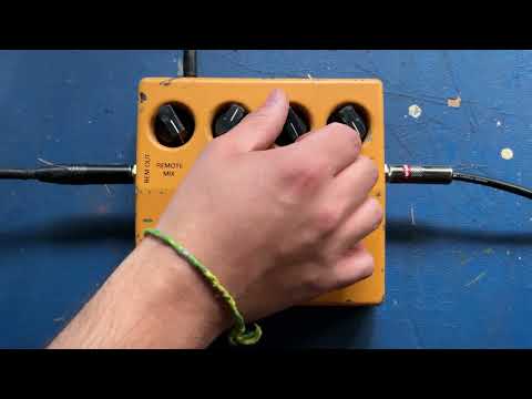 La Fuzzeria Double Fuzz (Shin-Ei FY-2 / Guyatone Crazy Face) | Reverb