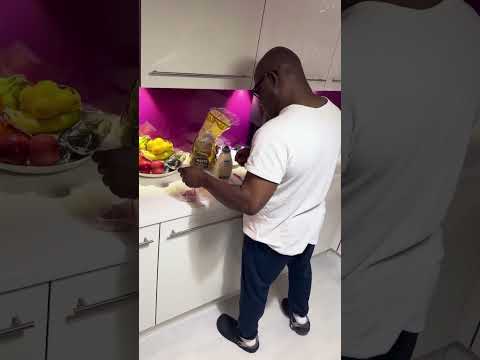 Itchy Powder prank on parents gone wrong 😑😂😂