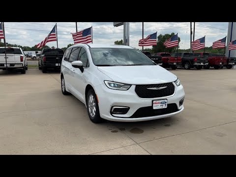 2023 Chrysler Pacifica Oskaloosa, Knoxville, Ottumwa, Pella, Albia, IA 31135A