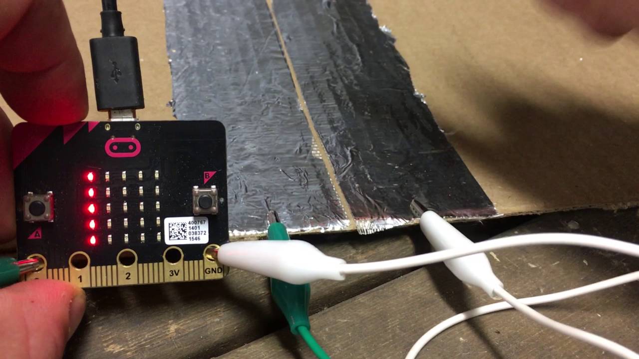 Microsoft MakeCode for micro:bit - makecode.microbit.org