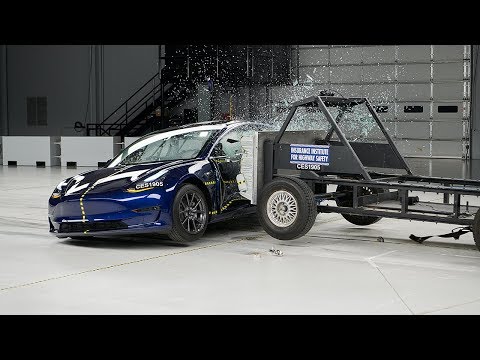 NHTSA and IIHS Crash Test Safety Ratings Explained