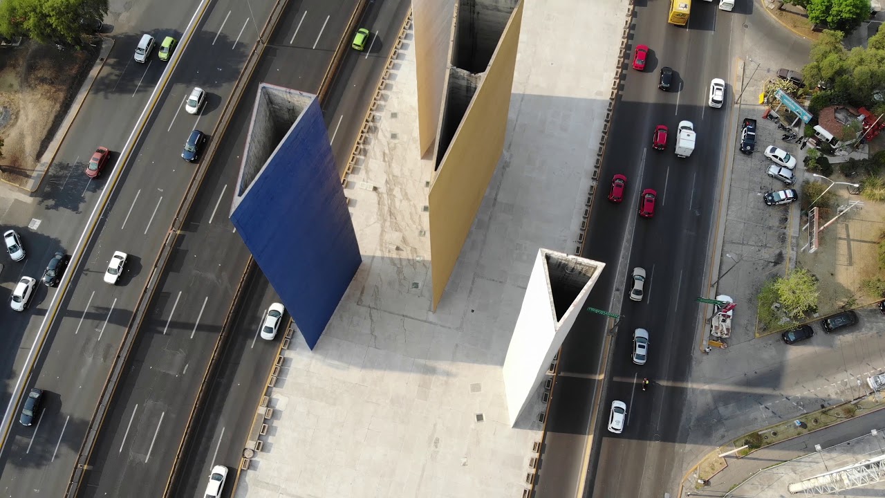 Torres de Satelite - Luis Barragán & Mathias Goeritz