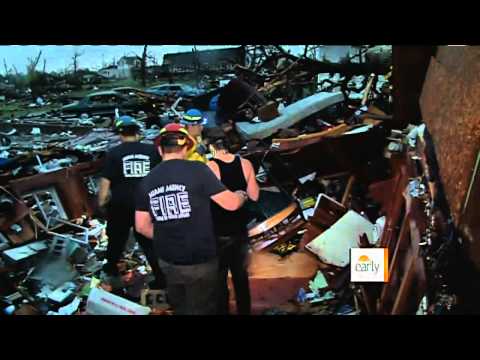 Joplin residents keep searching and hoping