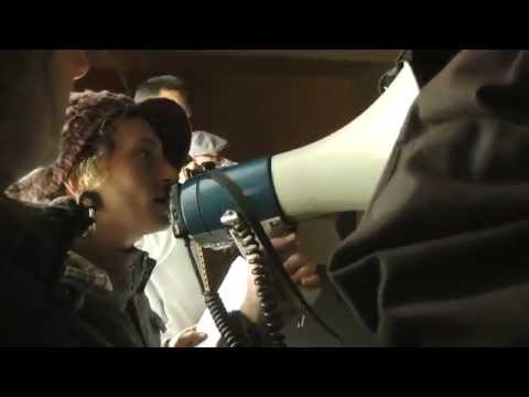 Airbnb Open Protest: Police Demand Protesters Self-Kettle in "Free Speech Zone" 22 Nov 2014