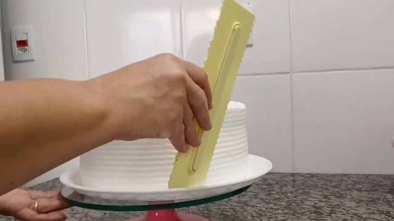 BOLO DE BATIZADO - RÁPIDO E FÁCIL