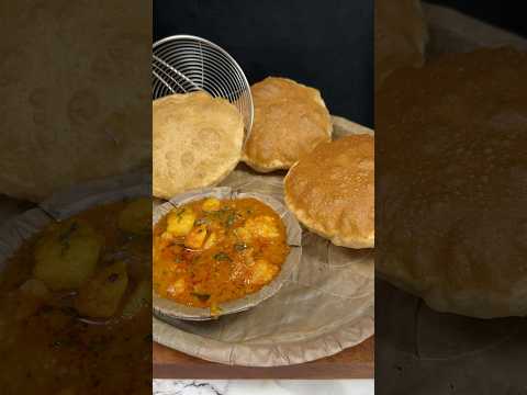 Aloo Puri ASMR Cooking #shorts #food #cooking #asmr #asmrcooking #recipe #aloopuri #crunchytreats