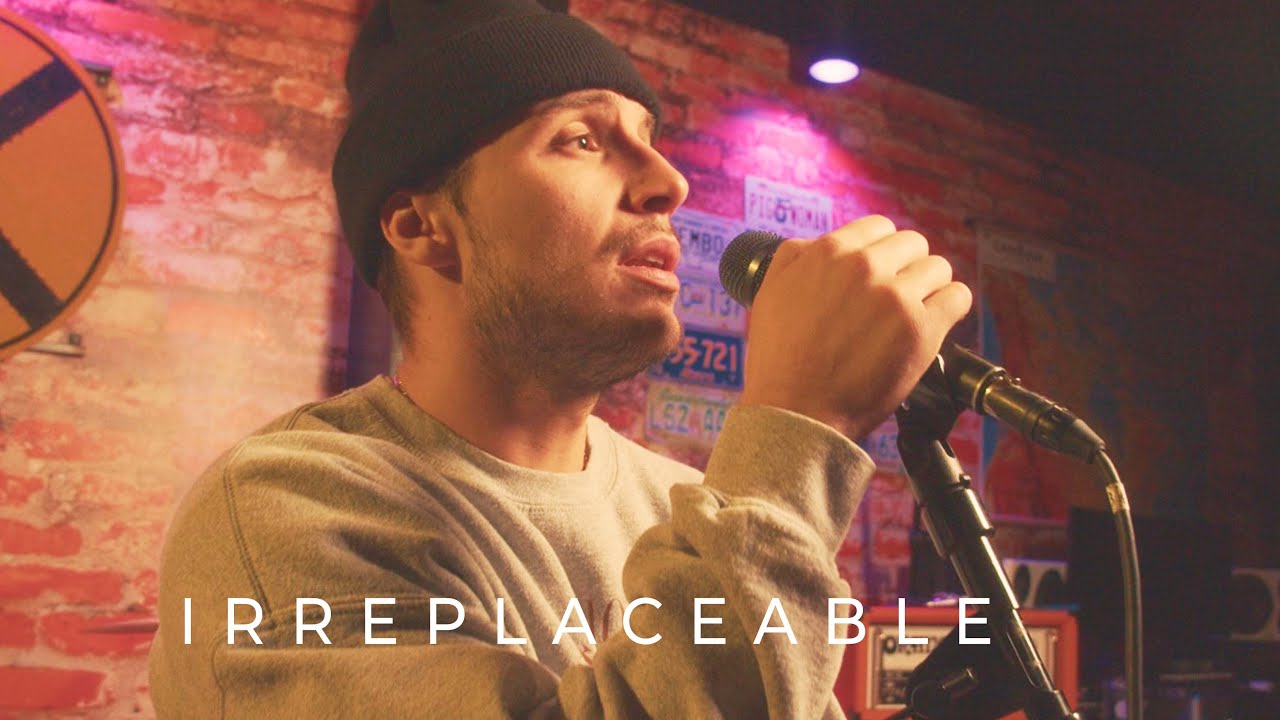 Beyoncé - Irreplaceable (Acoustic Cover By Paradi$e)